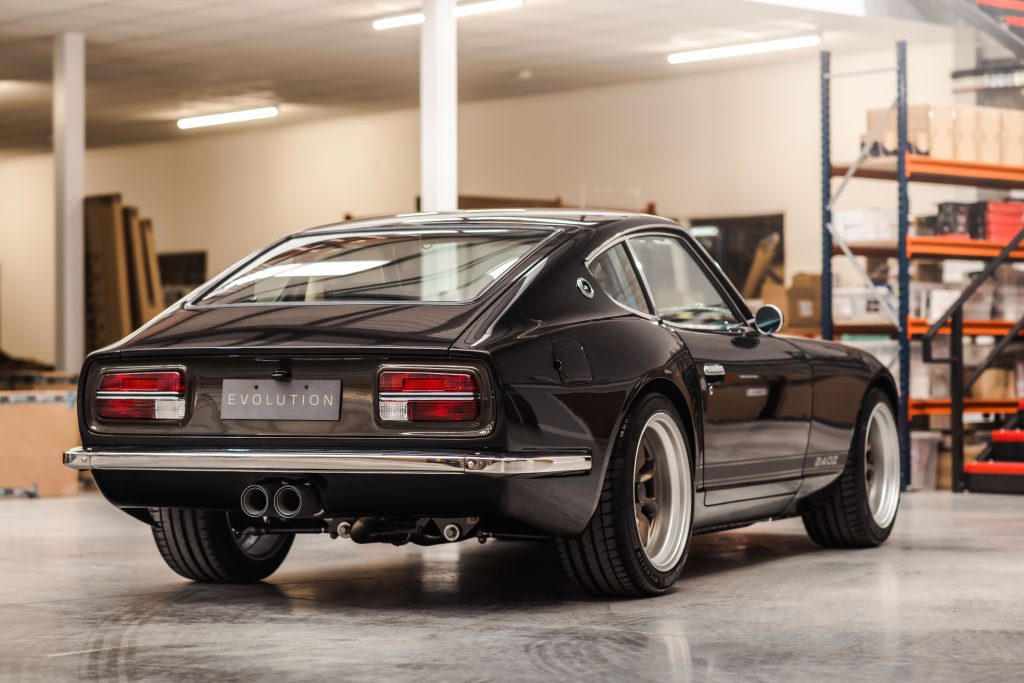 Evolution Black Edition Gallery – MZR Roadsports